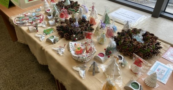 Благотворителен Коледен базар се провежда в Административен съд Варна Chernomore